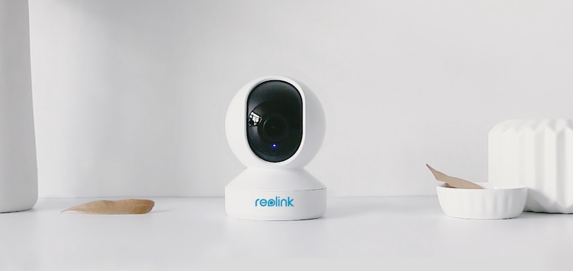 Reolink E1 ZOOM 5MP motorized indoor camera WiFi Frequency 2.4GHz/5GHz ...