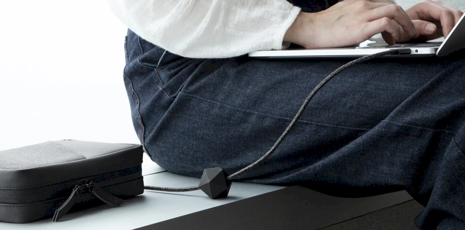 Native Union Desk Cable USB-C kabel, 2.4m, 100W, cosmos - Smarty.cz